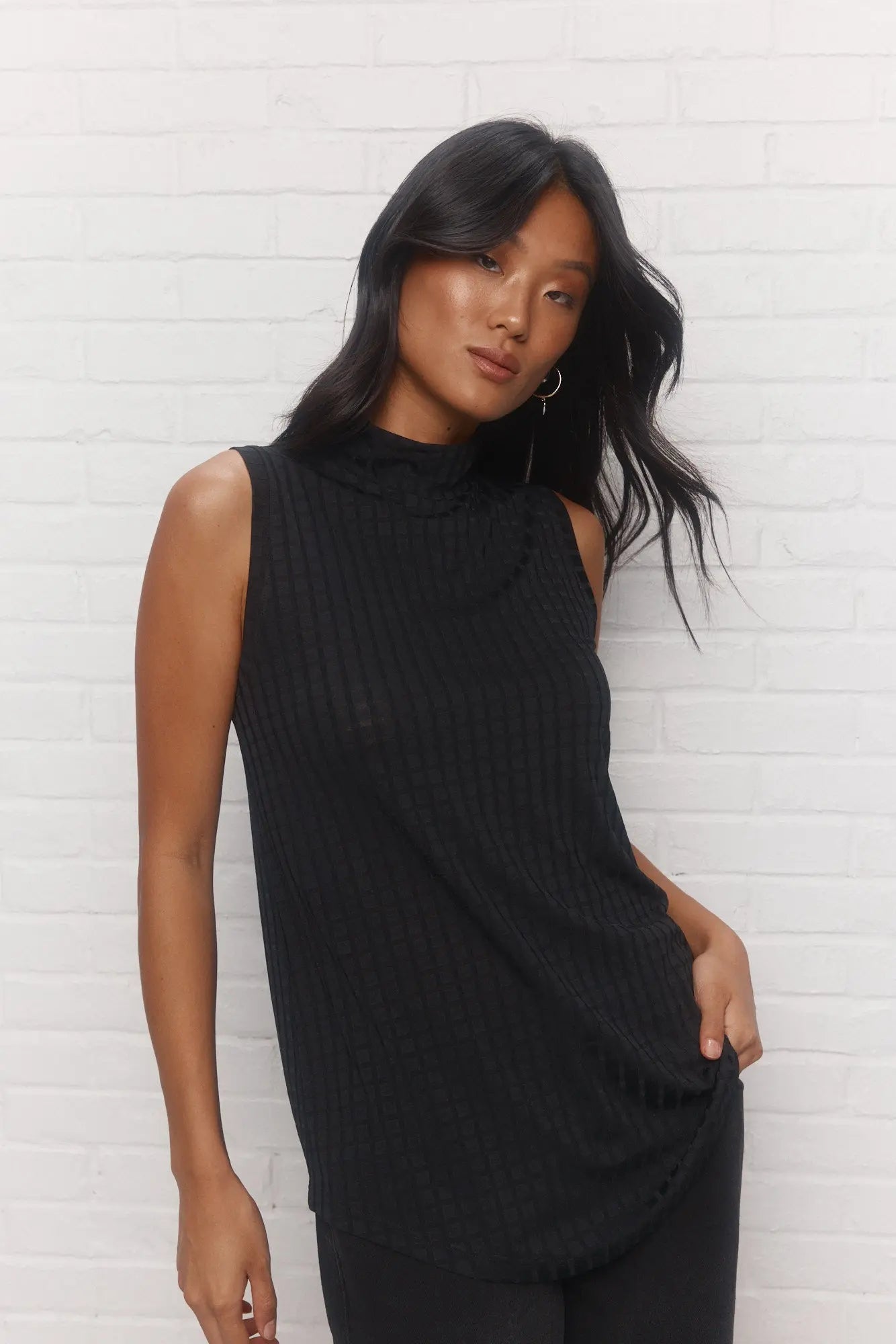 Black high-neck camisole for women | Lombok | JOELLE Collection